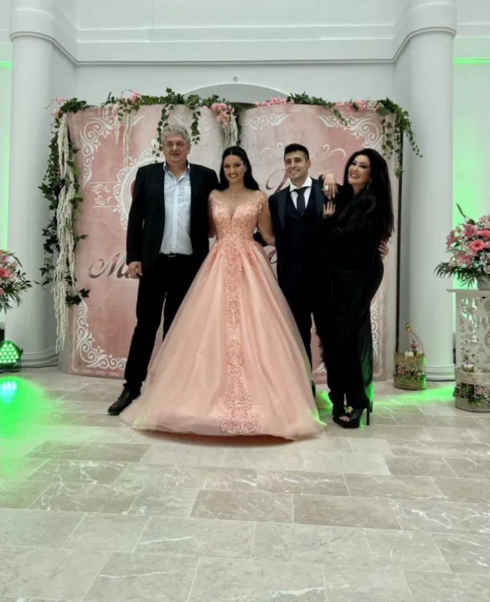 Gala slavlje u domu Dragane Mirković: Dvorac dekorisan kao u bajci ...